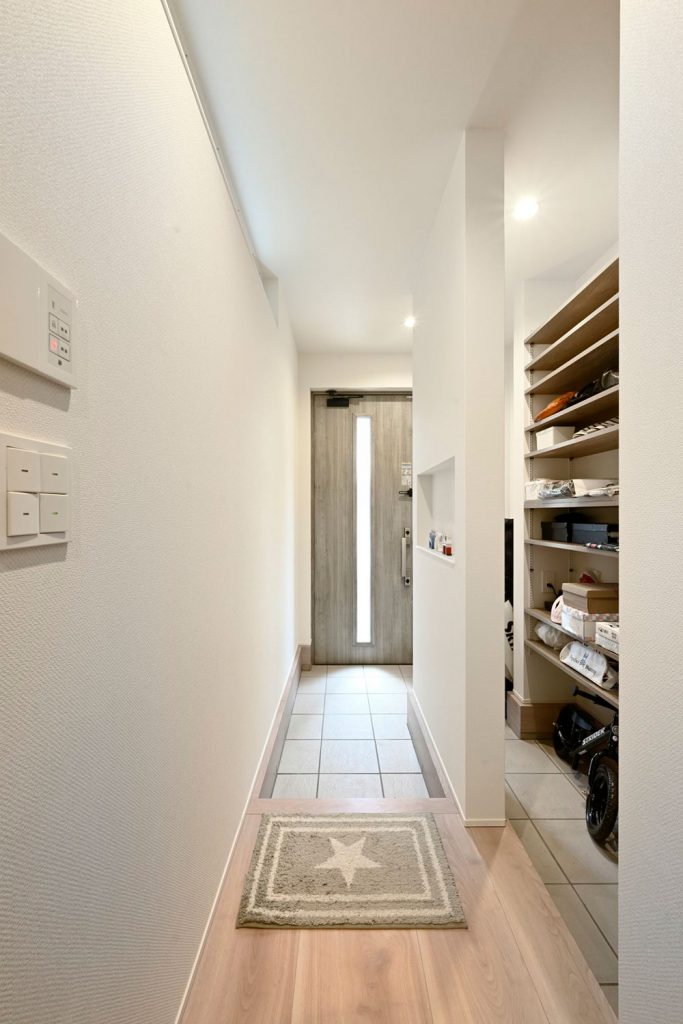 住宅密集地で敷地面積20坪！収納たっぷり3階建ての家 | 新築一戸建て・注文住宅をご検討なら低価格で高品質のゼロホームへ