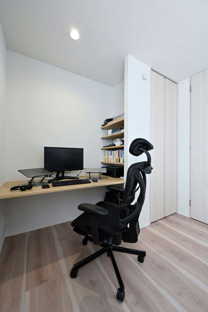 住宅密集地で敷地面積20坪！収納たっぷり3階建ての家 | 新築一戸建て・注文住宅をご検討なら低価格で高品質のゼロホームへ